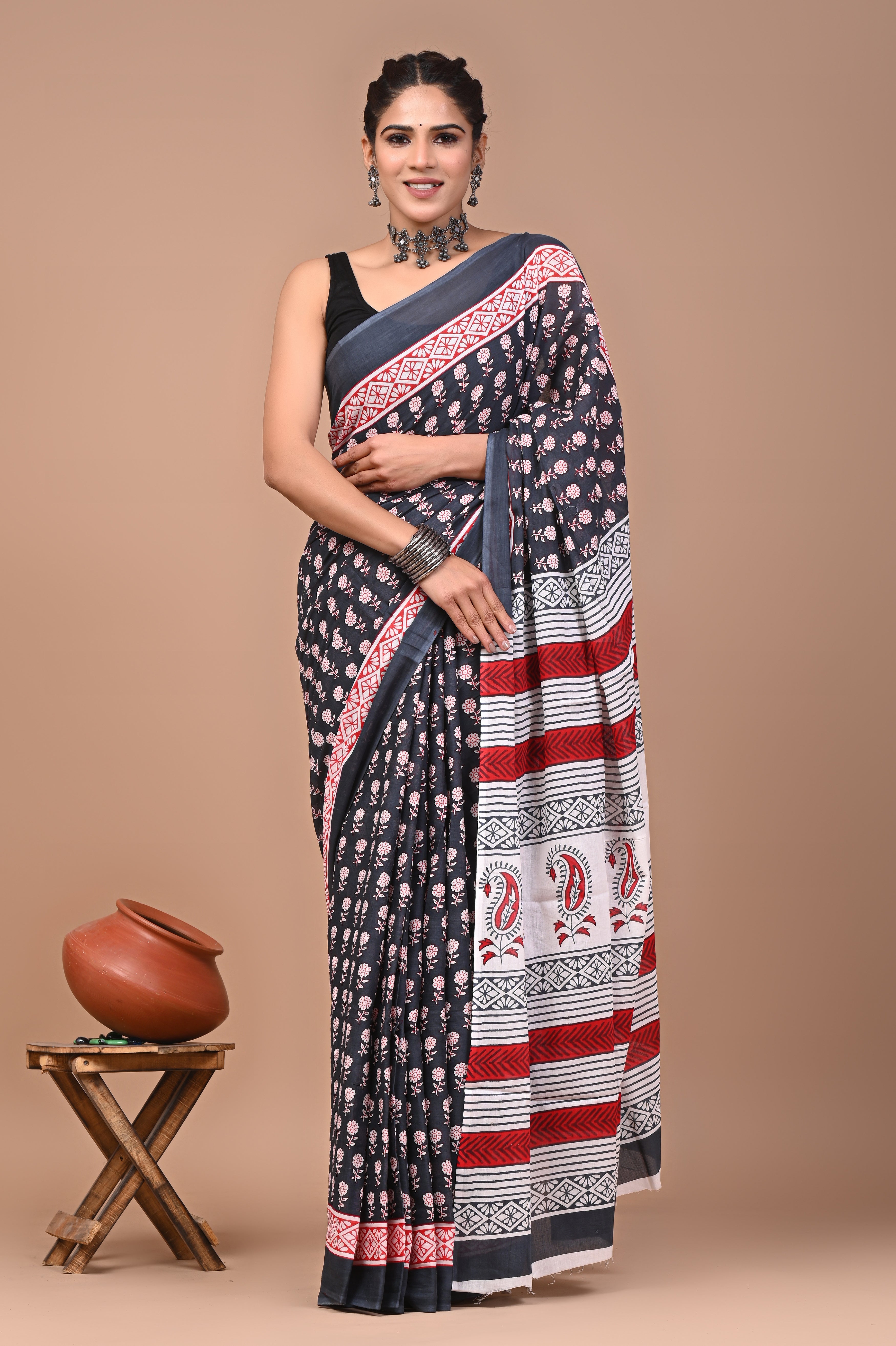 Printed Pure Cotton Mulmul Saree With Blouse – Jaipuria Apparels
